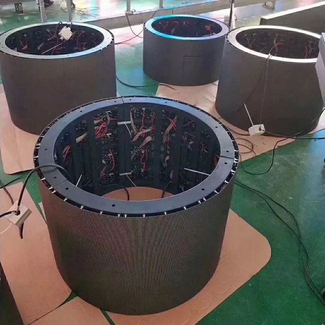 High Resolution Modular LED Display Panels P2mm Shopping Mall Cylinder ...